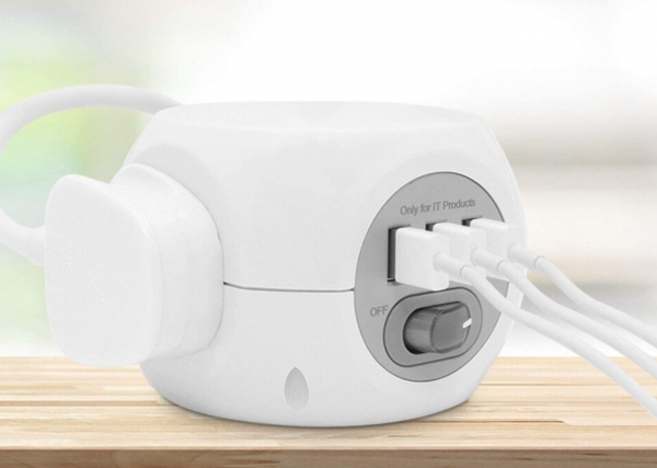 Status Cube Socket with USB Ports - CamperKing Shop